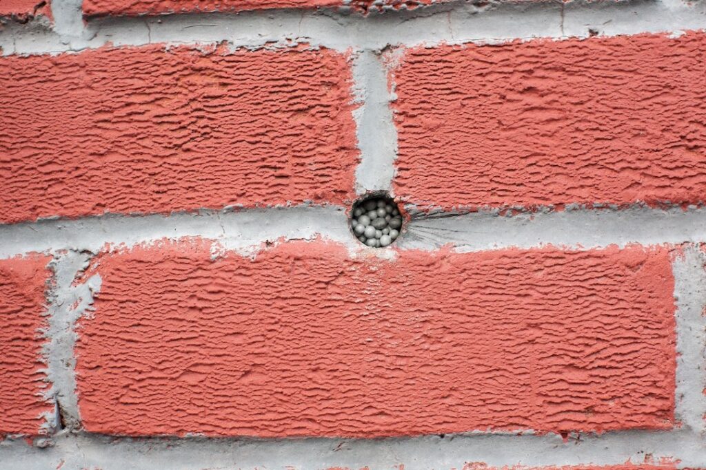Cavity insulation condition inspection survey